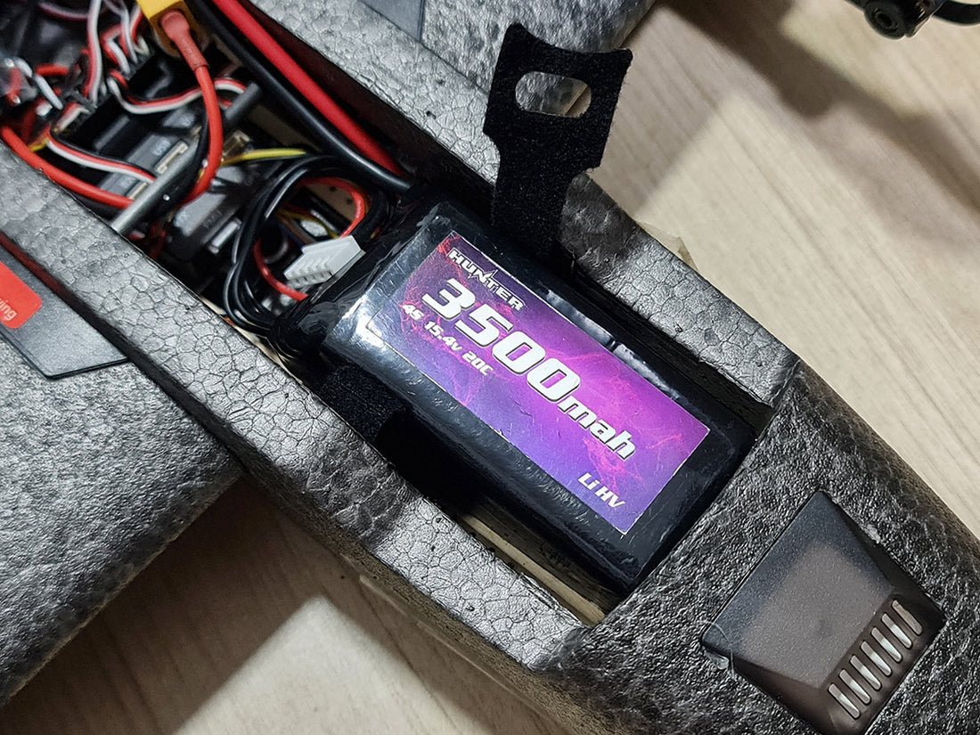 Hunter 4S HV 3500mAh 15.4V 20C Lipo Battery – HEEWING